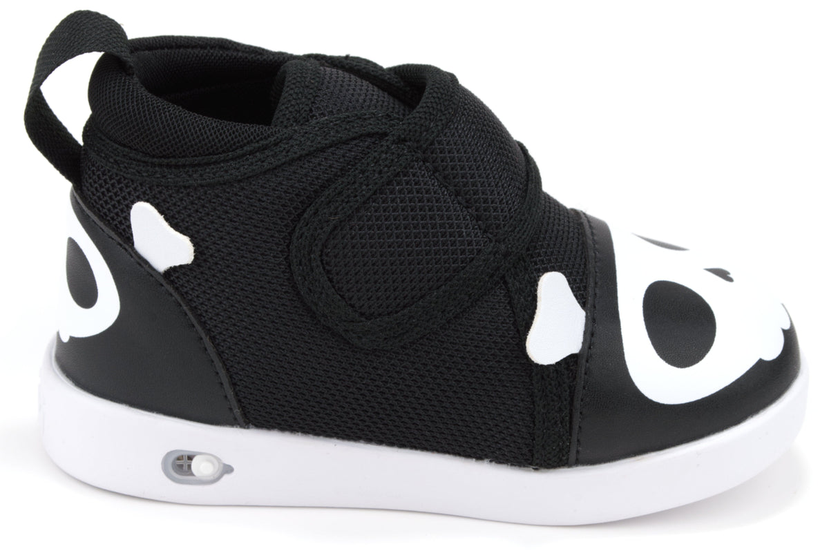 Squeaky Toddler Shoes | Skull & Crossbones -- ikiki Shoes – ikiki® Shoes
